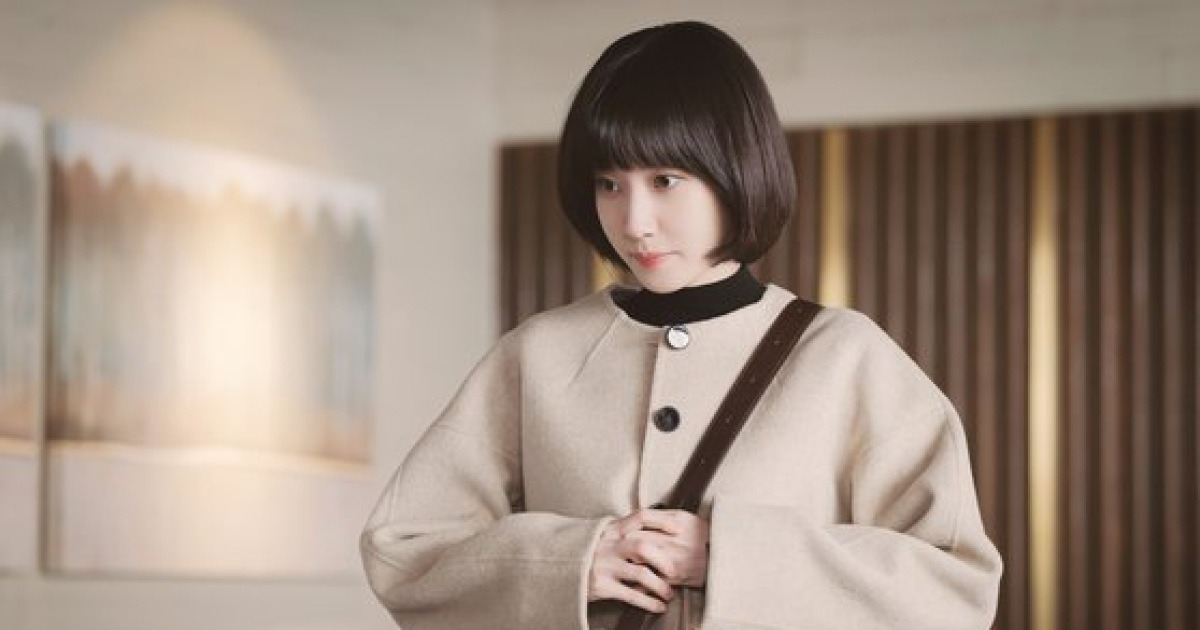 Courtroom dramas 'Extraordinary Attorney Woo' and 'Why Her?' receive ...