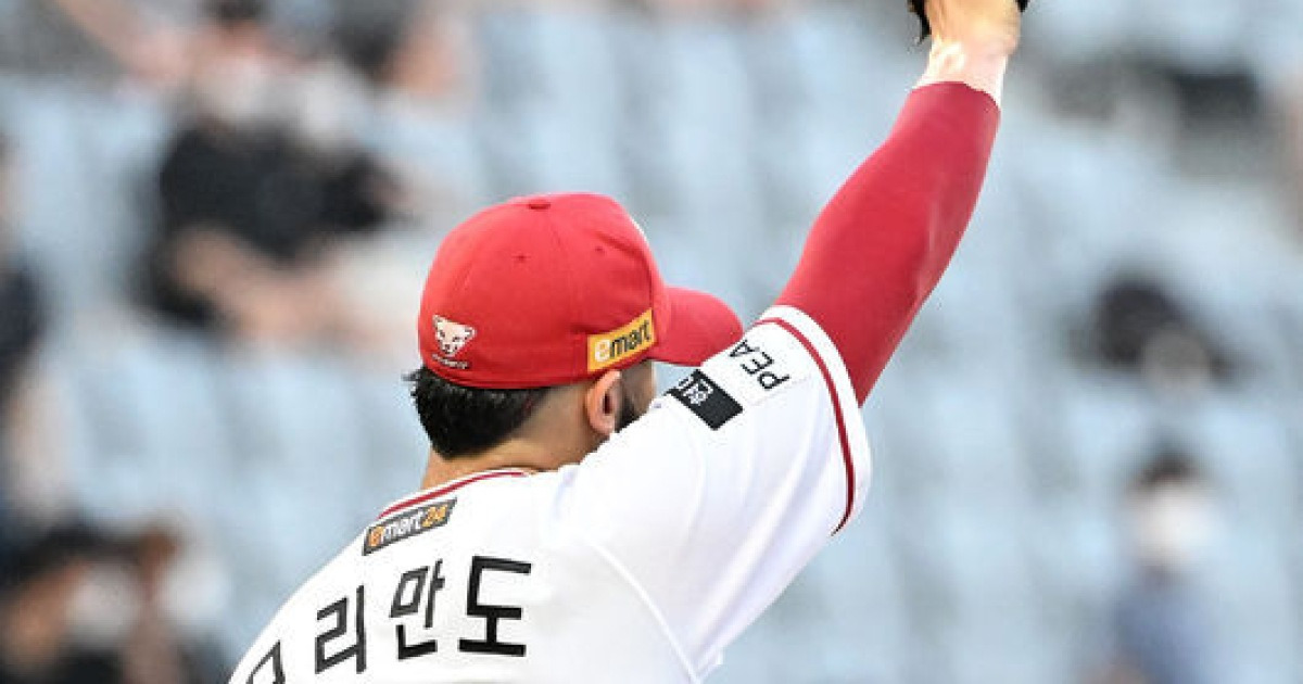 '안정적 제구+최고 151km' KBO 데뷔전 합격, SSG 선발진 더 강력해졌다