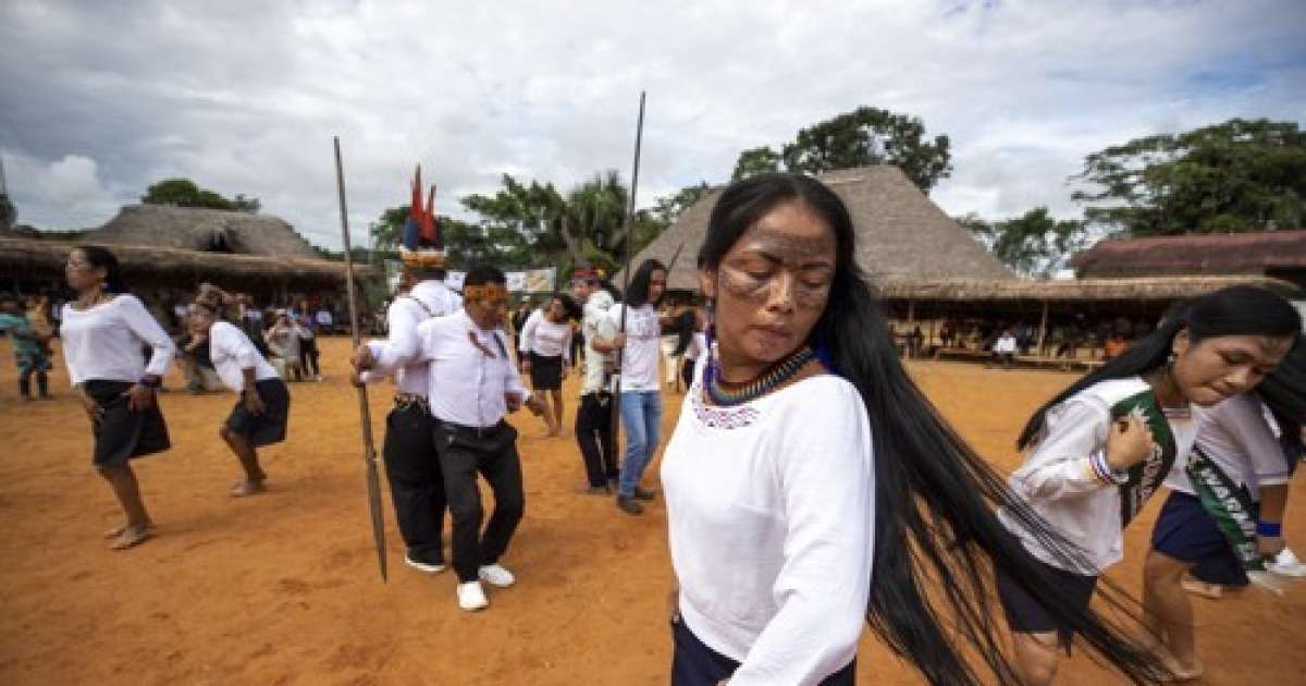 ECUADOR INDIGENOUS PEOPLE