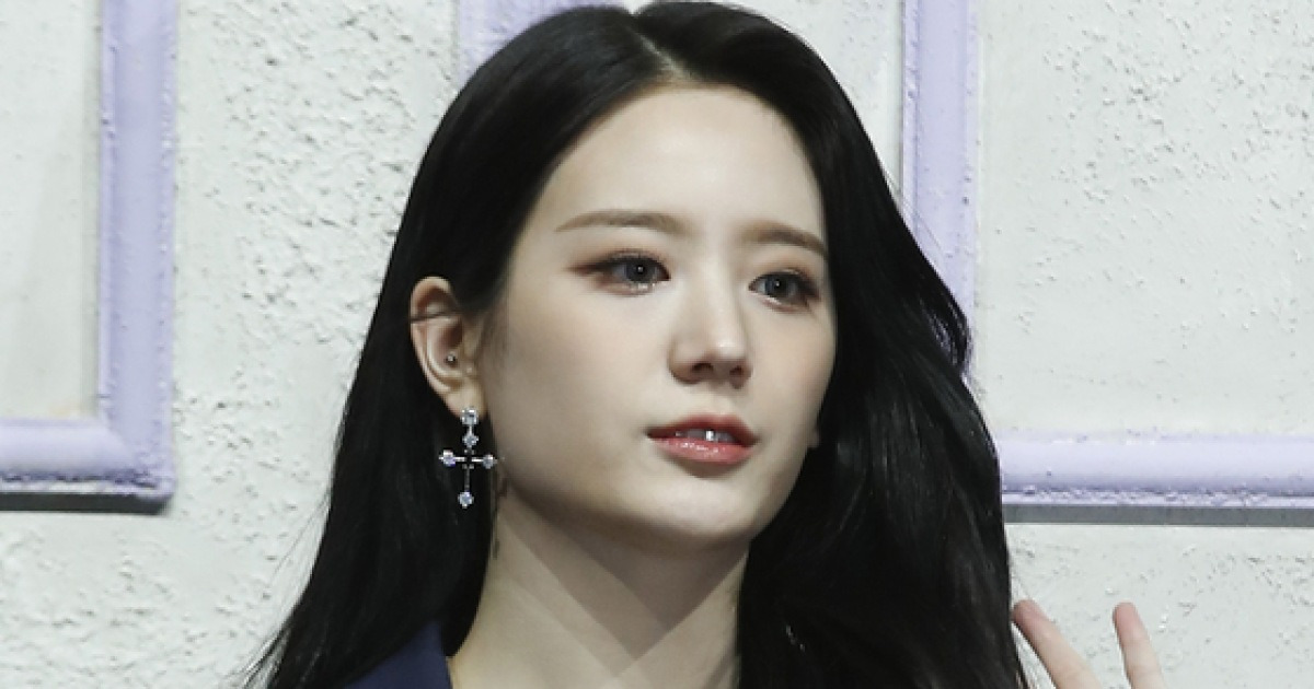 Jang Gyu-ri to depart from girl group fromis_9