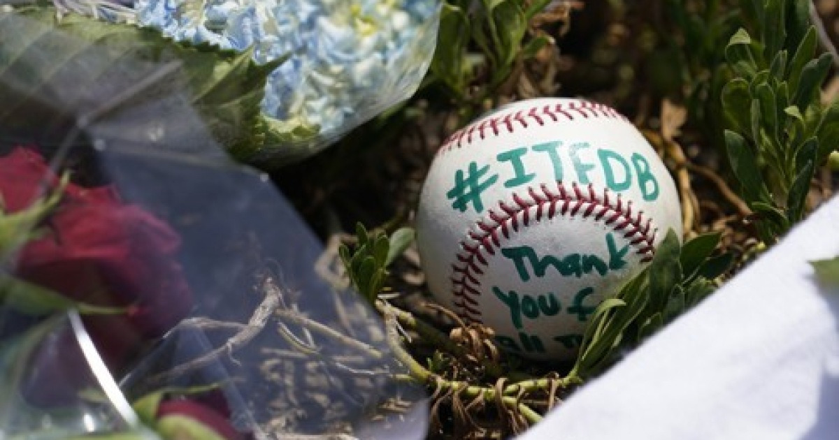 Obit Mourning Scully Dodgers Baseball