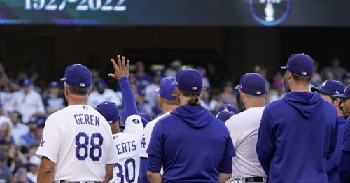 Padres Dodgers Scully Baseball