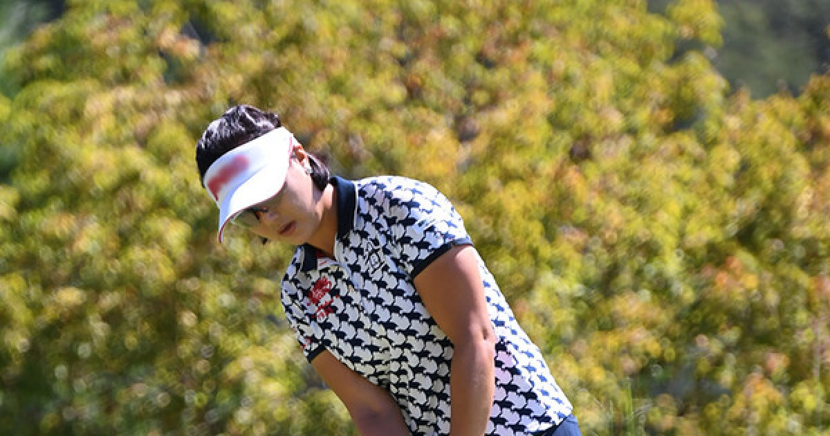 전미정, JLPGA NEC가루이자와72 대회 공동 5위..선두와 3타차