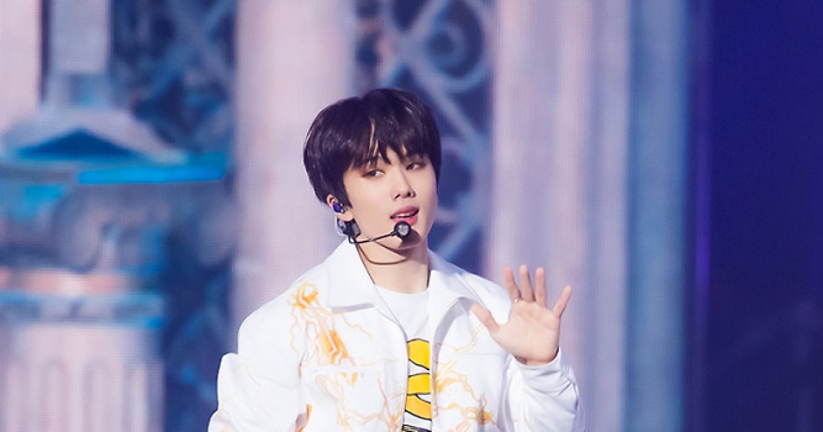 [bnt포토] NCT DREAM 지성 '너무 잘생겨져서 지성'