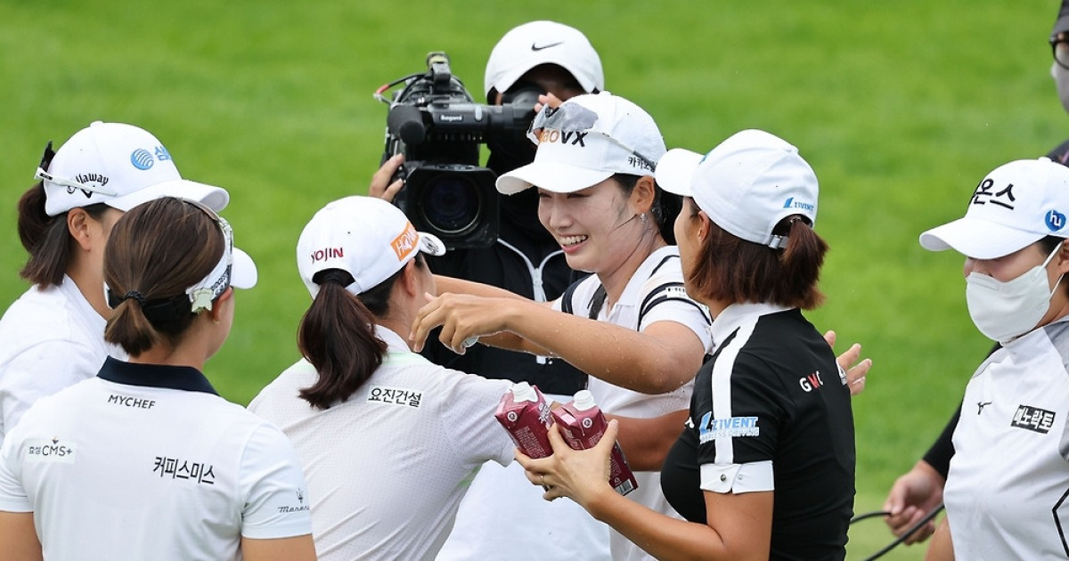 '130전 131기' 한진선, KLPGA 데뷔 6시즌 만에 '생애 첫 우승'(종합)
