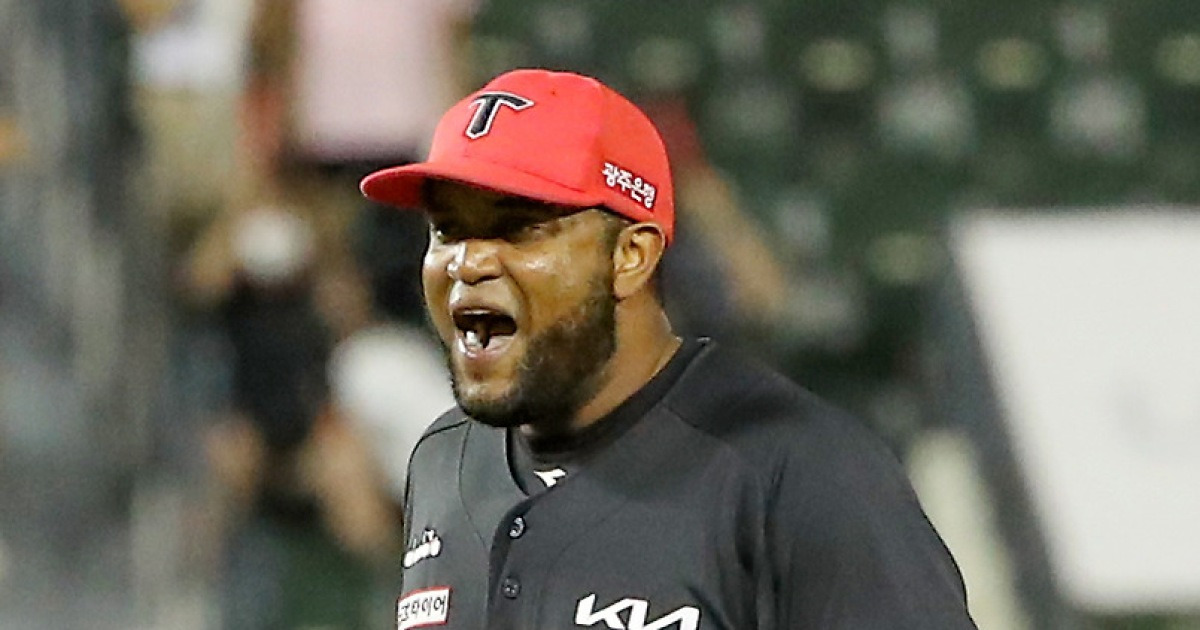 '소크라테스 슈퍼 캐치' KIA, LG 제압..KT는 SSG 5연승 저지(종합)