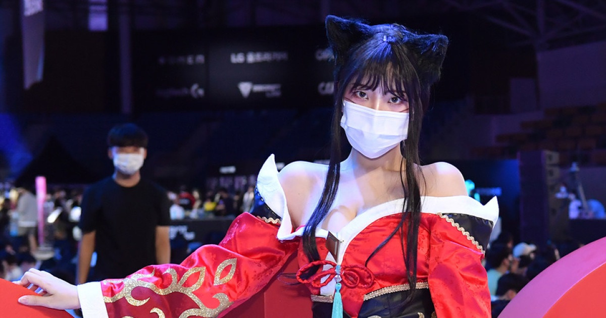 BJ 하랑 'LCK 팬페스타에서 아리로 변신'[포토]