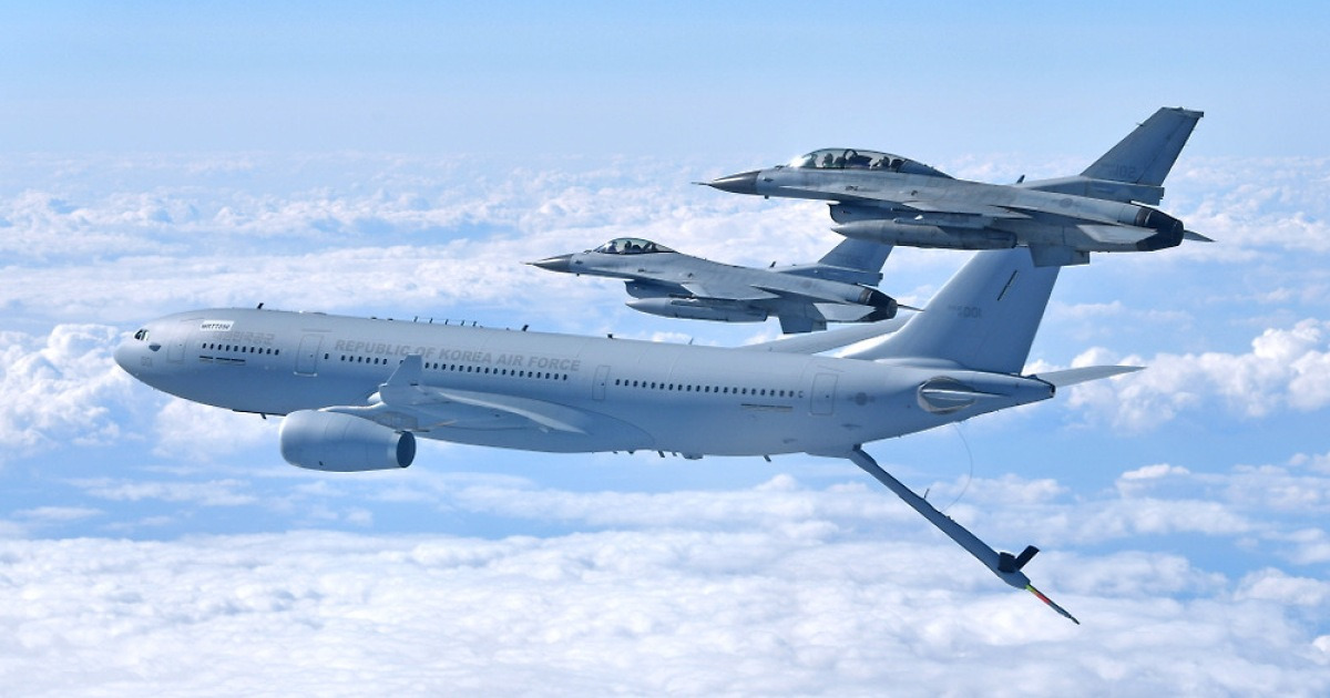 호주 하늘로 날아간 공군 KF-16U과 KC-330