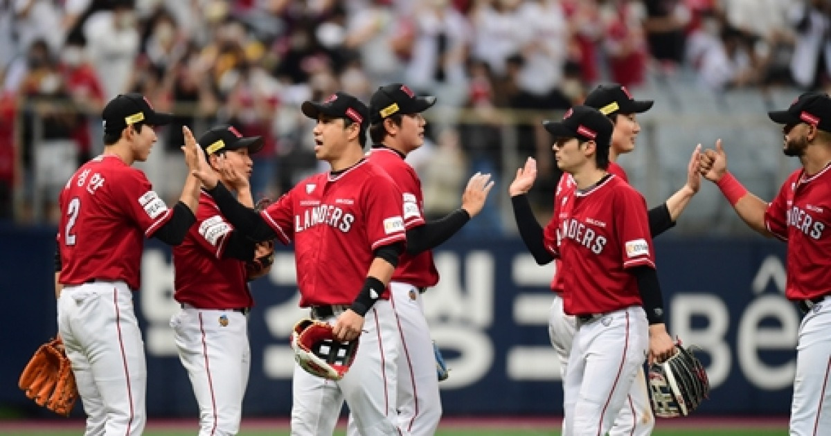 SSG, 우승 8부 능선 넘었다. LG 역전 가능성은 '희박' [MK초점]