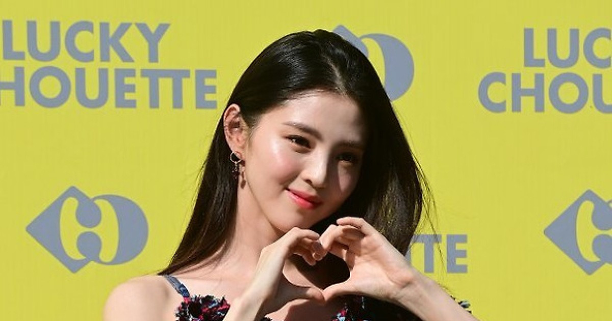 안면 부상 한소희 현재 얼굴 보니 곱다 [포토화보]