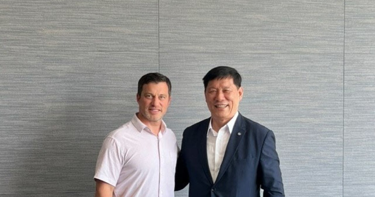 허구연 총재, MLB CEO 회동..KBO리그 개막전 美 개최 논의