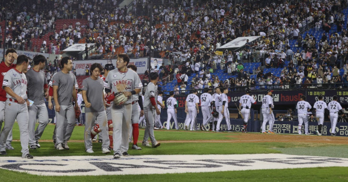 '미리보는 KS 2차전' SSG-LG, 연장 12회 무승부..KIA 5위 수성