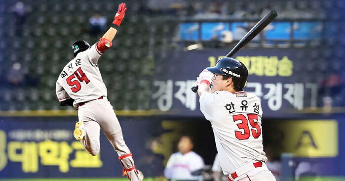 '미리 보는 KS'에서 SSG 웃었다..'3홈런쇼'로 LG 제압