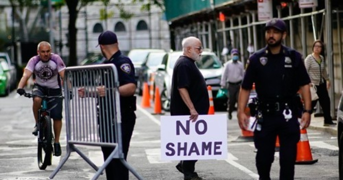 Border-Wall-Fundraiser