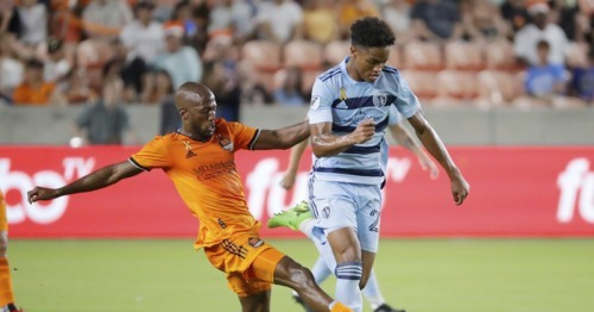 MLS Sporting KC Dynamo Soccer