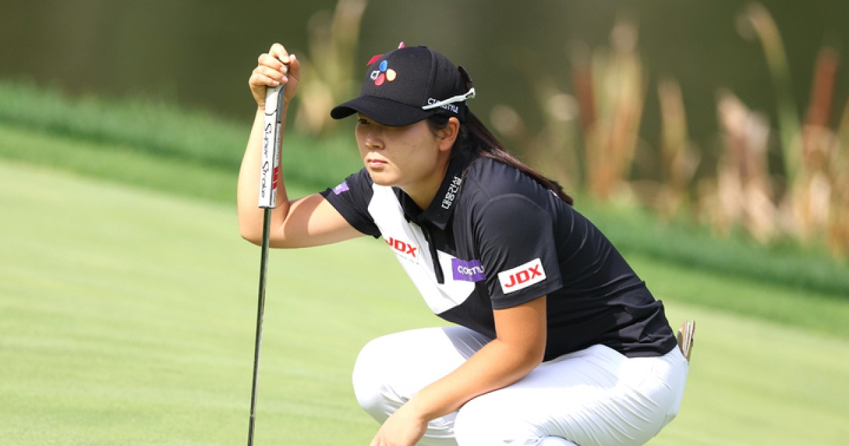 박민지·홍정민, KLPGA 메이저대회 KB금융 1R 공동 선두