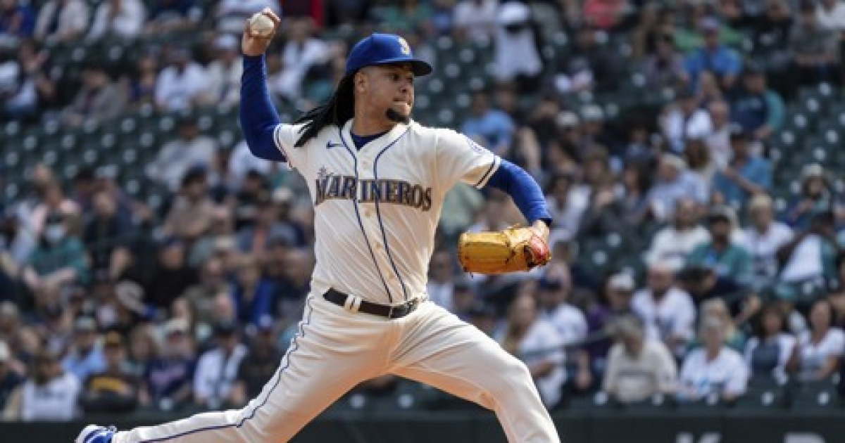 Padres Mariners Baseball