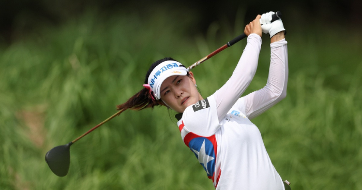 '역시 대세' 박민지 나홀로 시즌4승, KLPGA 사상 첫 2년연속 상금 10억 돌파