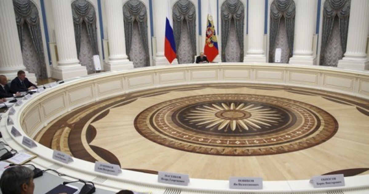 RUSSIA PUTIN DEFENSE MILITARY INDUSTRY