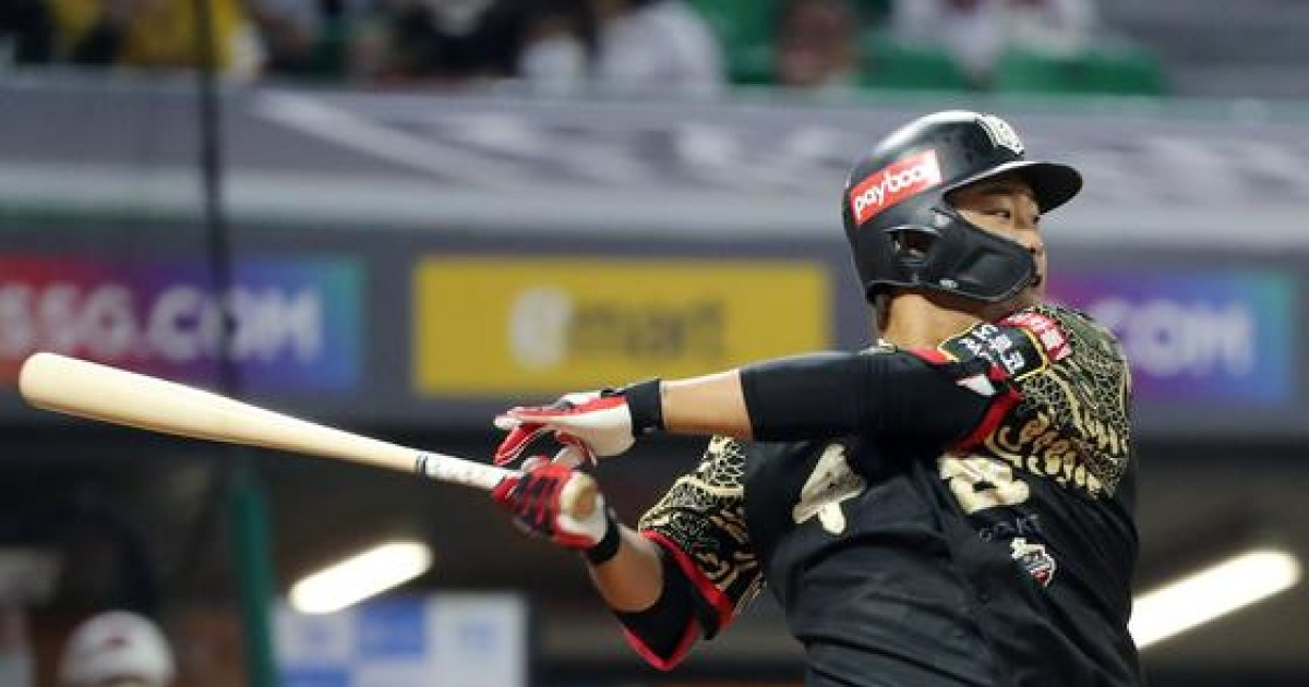 [IS 인천]'광란의 9회' KT, SSG에 극적인 역전승..1·2위 승차 2.5G