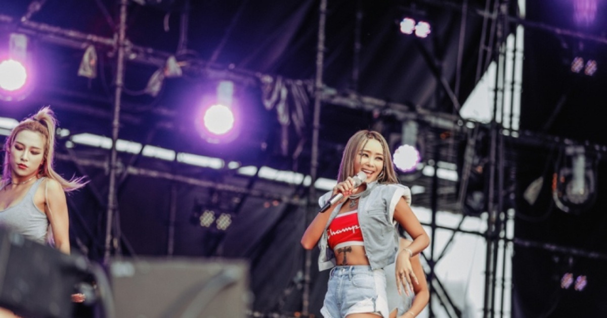 효린, 日 초대형 음악 축제 'ODD BRICK FESTIVAL 2022' 폭발적인 에너지에 '열도 홀릭'