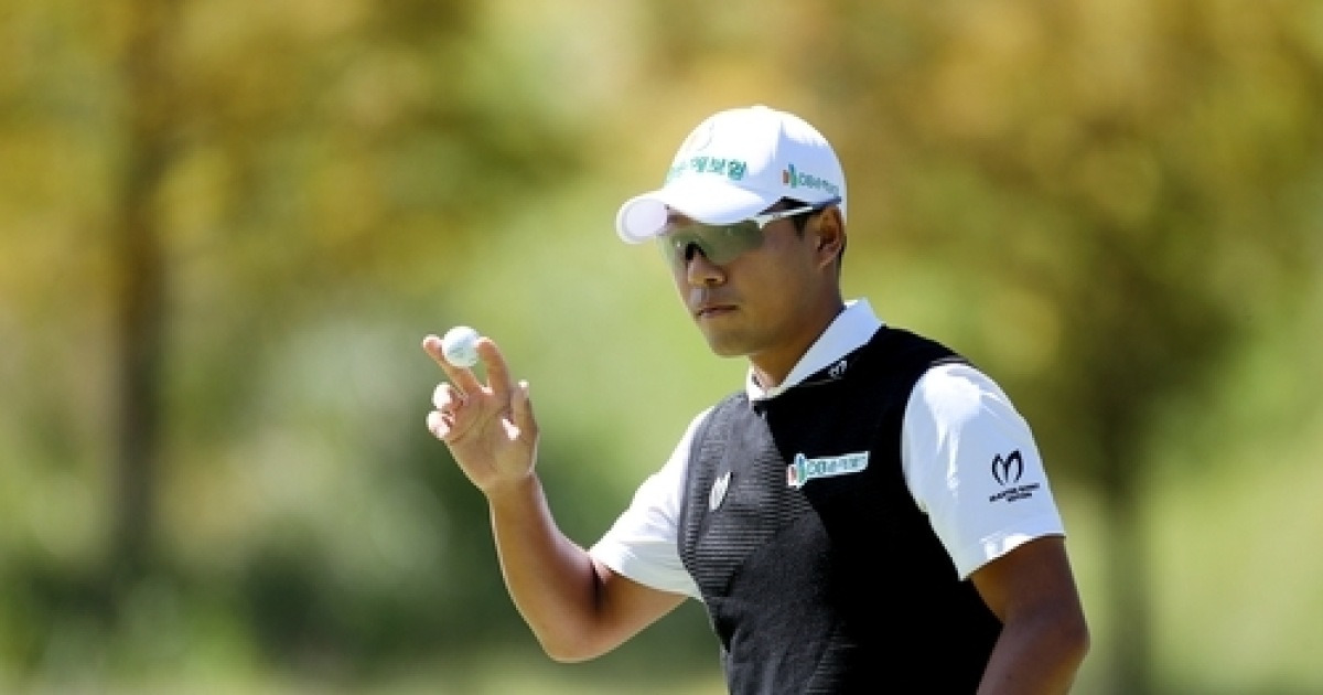 문도엽, DGB금융그룹 오픈 3R 선두..코리안투어 3승 기대감
