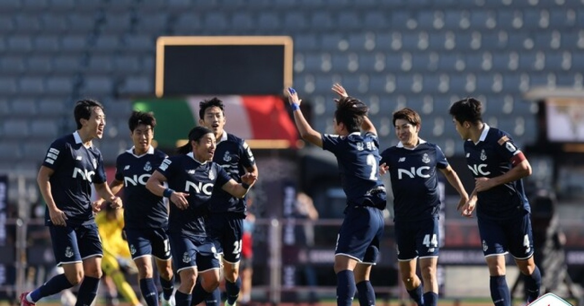 [k2.review] 서울E, PO 희망의 끈 잡았다..'5골 난타전' 끝에 안양에 3-2 승