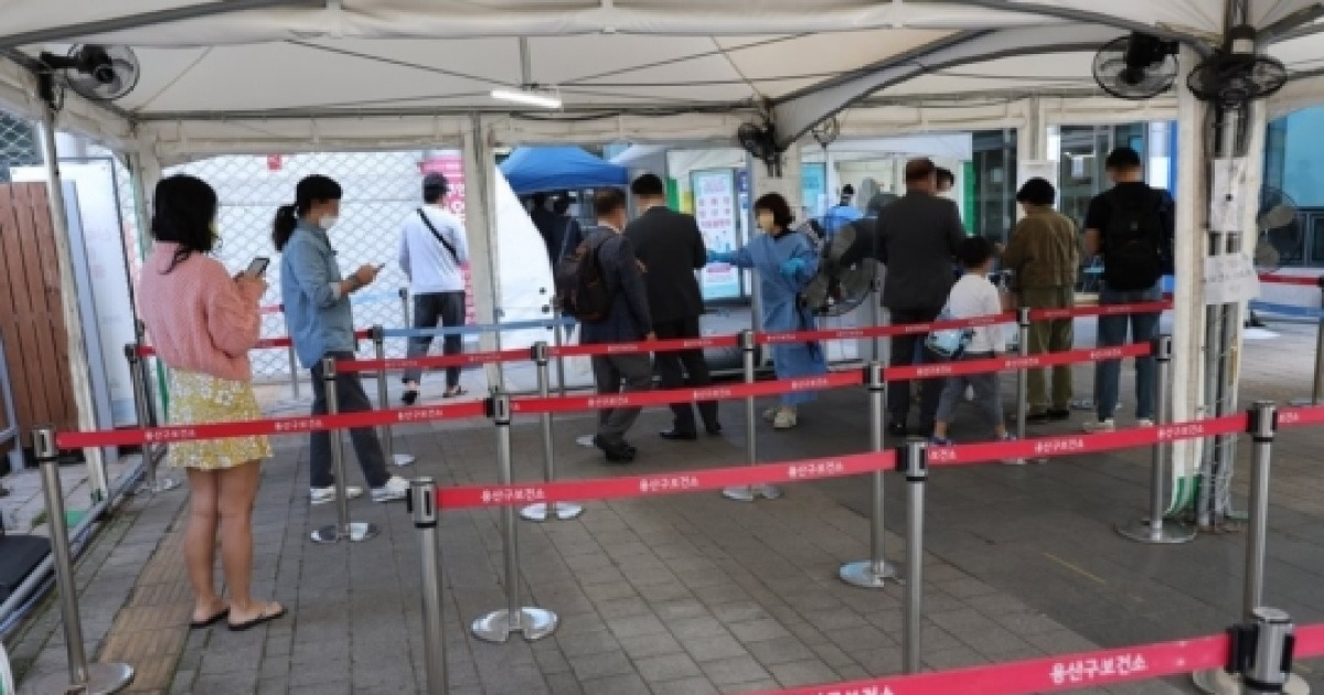 오후 9시까지 3만4 715명 확진 전날보다 2천여명↓