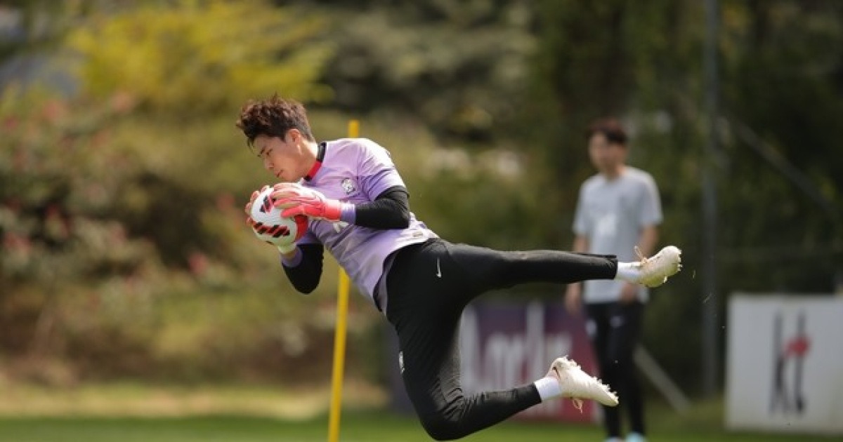 EPL 득점왕과 PK 연습한 국가대표 GK 송범근, 몇 개 막았을까?