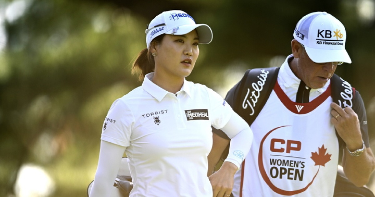 유소연, LPGA VOA 대회 1R 공동 11위..선두와 4타차