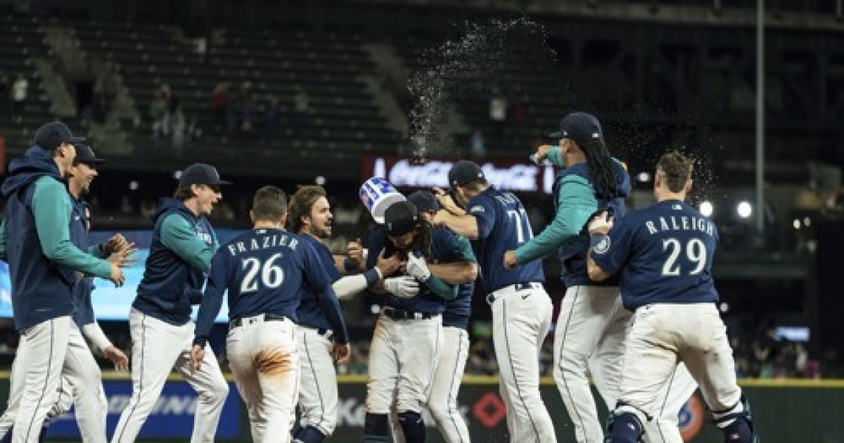 Rangers Mariners Baseball