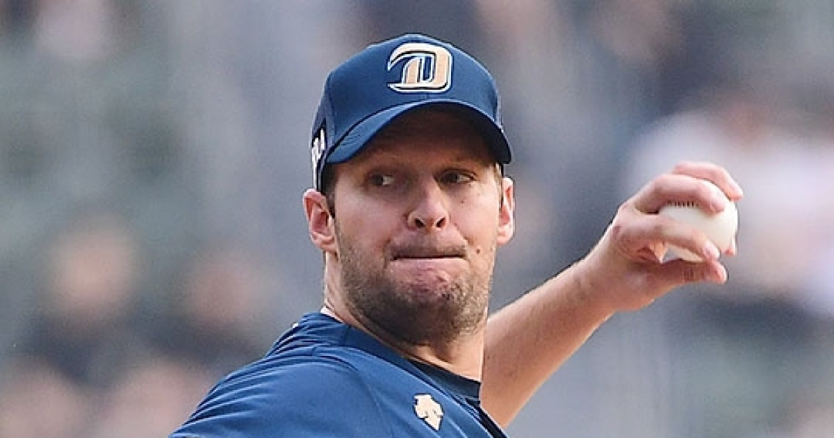 KKKKK, 5.1이닝 98구 역투..LG 처음 만난 NC 대체 외인, NC 5강 희망 살렸다 [MK잠실]