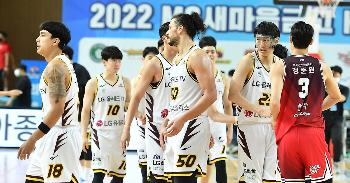 프로농구 LG, KGC에 20점 차 대승..컵대회 4강 선착