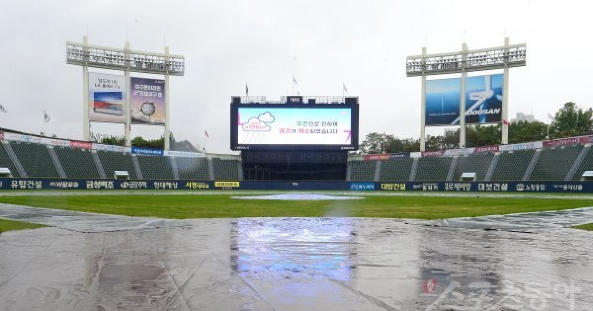 3일 2경기 우천취소..KBO리그 PS 개막일 변동 가능성