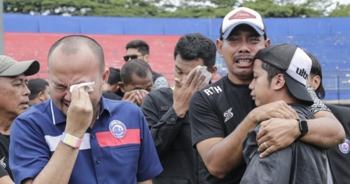 epaselect INDONESIA SOCCER RIOT AFTERMATH