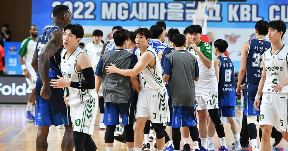 [JB포토] DB, KCC에 97-77로 승리