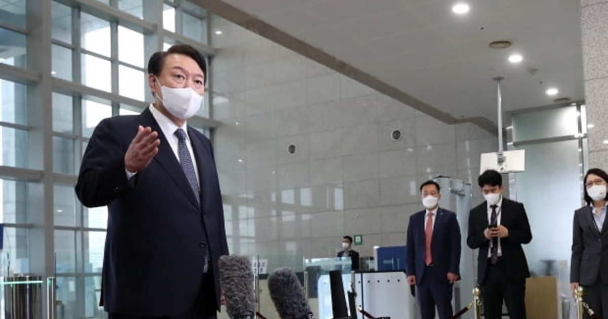 대통령실 윤 대통령 풍자 만화 관련 따로 입장 내지 않겠다