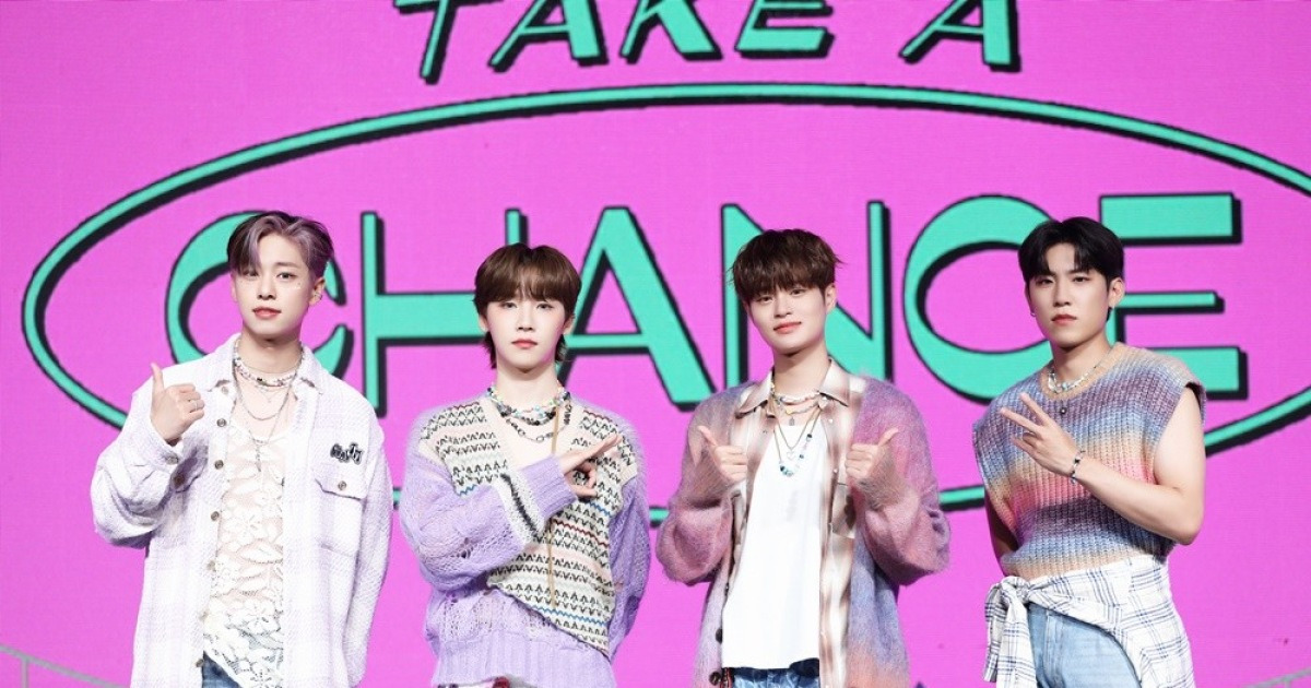 [T포토] AB6IX '우리가 돌아왔어'