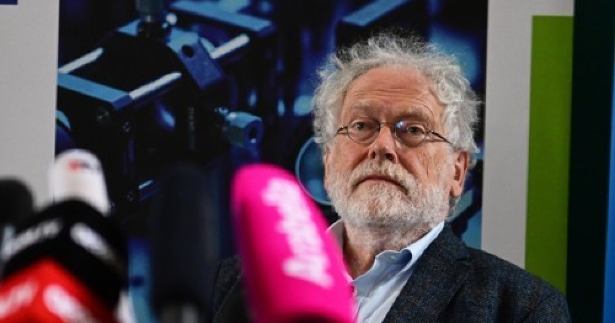 AUSTRIA NOBEL PHYSICS