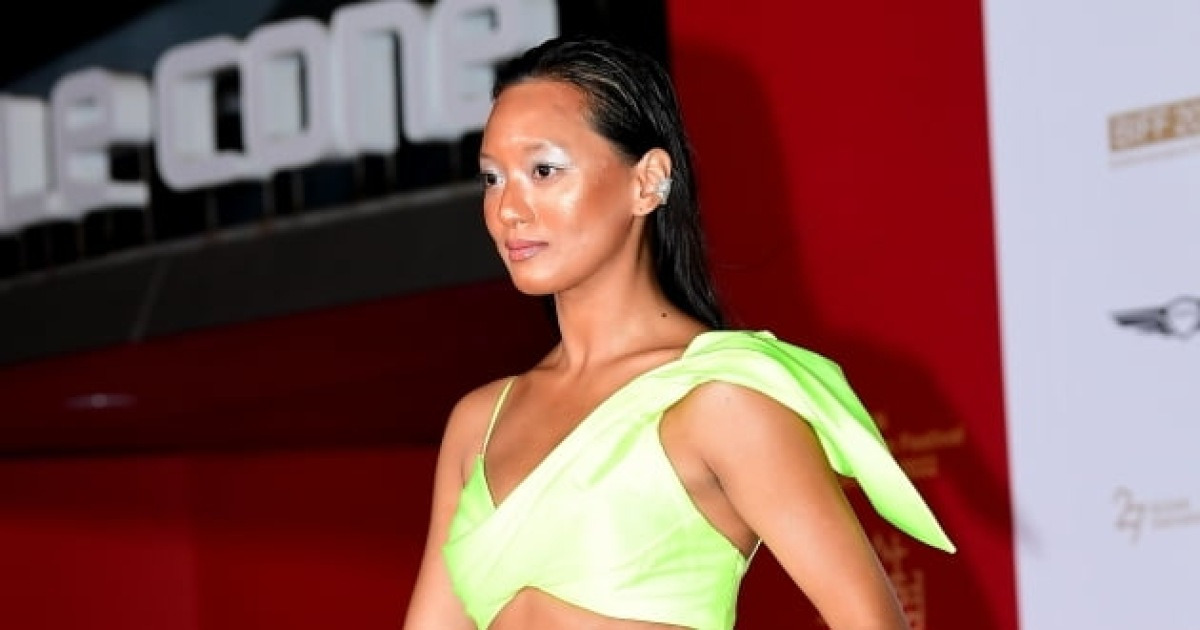 [TEN 포토] 아스마라 아비게일 '아찔한 옆트임'(27th BIFF)