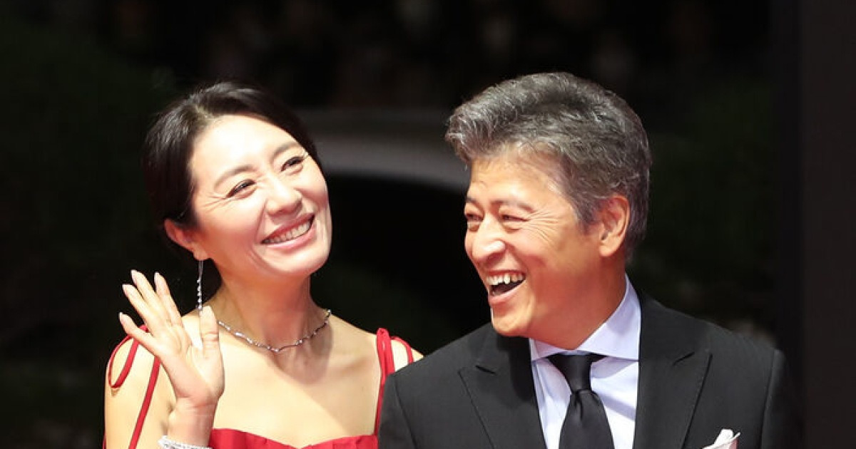 [27th BIFF] 조윤희-권해효, '레드카펫을 즐기는 부부'