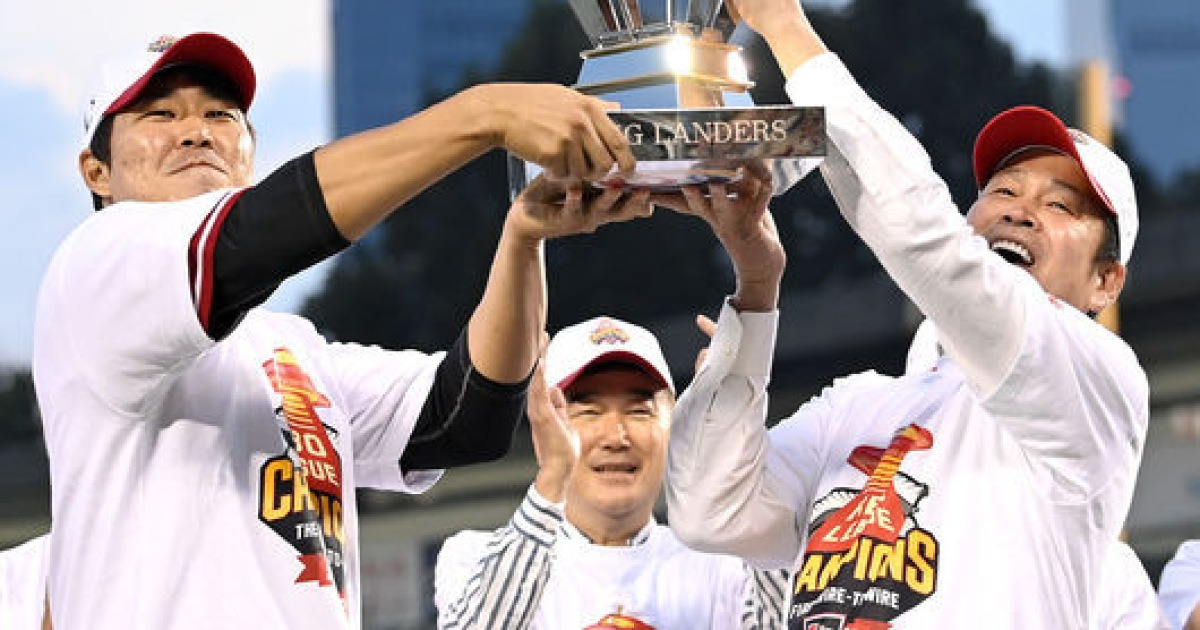 KBO 최초 '와이어 투 와이어 우승' 정용진 구단주 "랜더스의 세상에 없던 도전, 앞으로 계속될 것" [오!쎈 잠실]