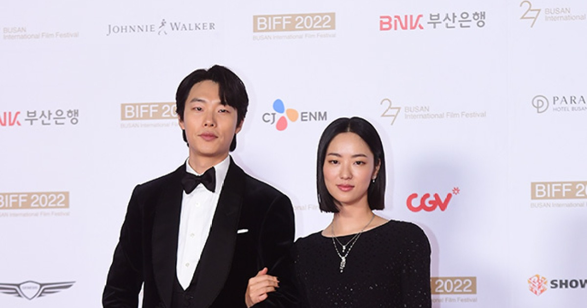 양조위→류준열X전여빈, 개막식 레드카펫 밟은 눈부신 ★ 향연 ['27th BIFF' 종합]