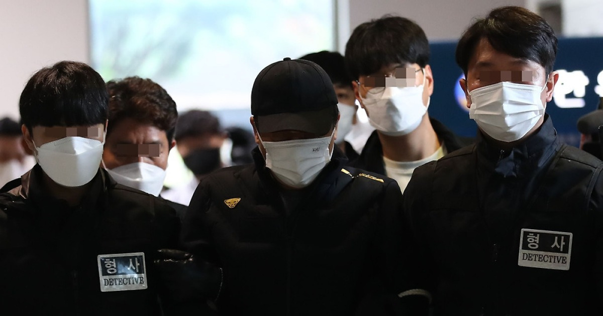 접근금지 명령 무시 가정폭력 신고한 아내 살해 50대 남편 구속