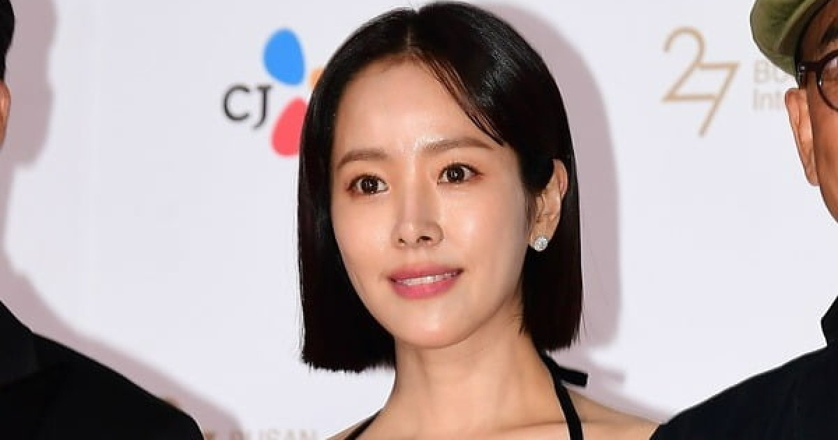 한지민 "김우빈, '우블스' 감정신서 항상 대사가 없더라" 폭소('액터스 하우스')[27th BIFF]