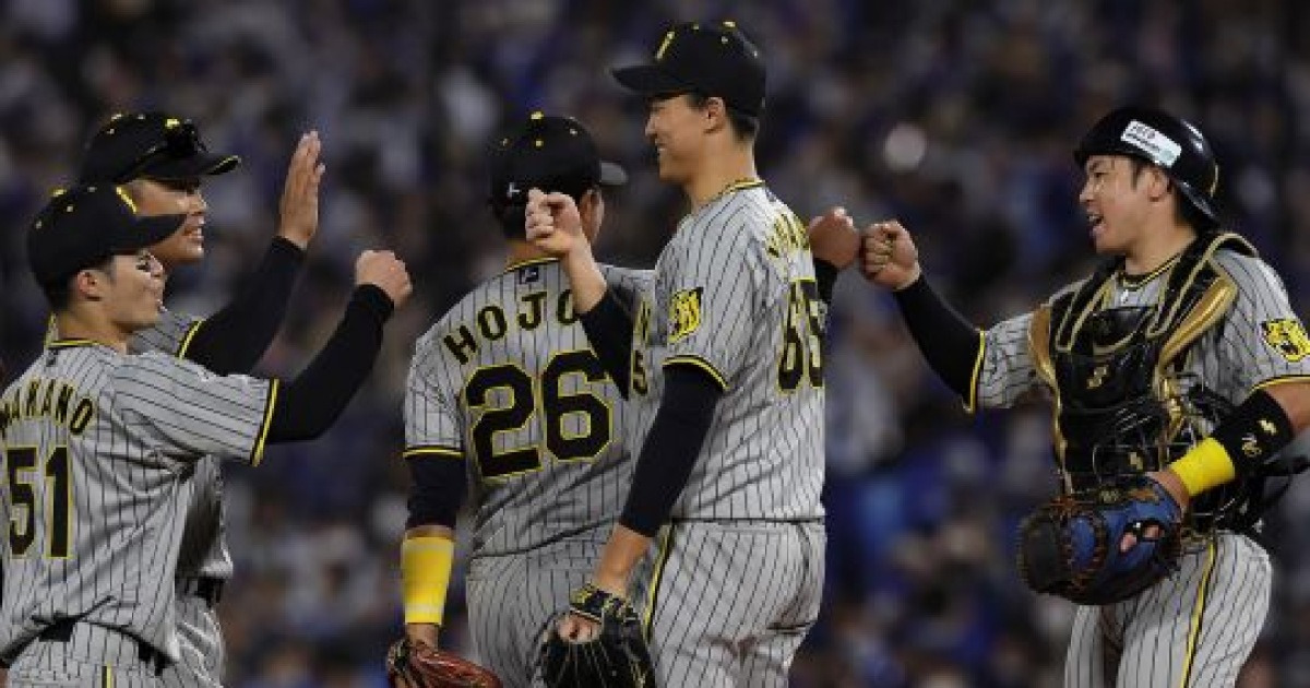 '로하스 없이 이겼다' 한신 이변 연출, DeNA전 8연패 딛고 CS 1차전 '선승'