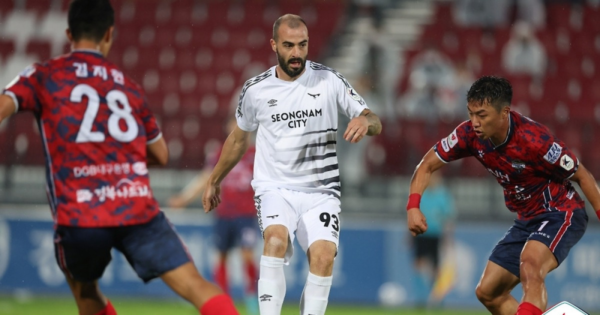 [K리그1 35R] 성남 재강등, 김천과 1-1 무승부..4년 만에 K리그2로