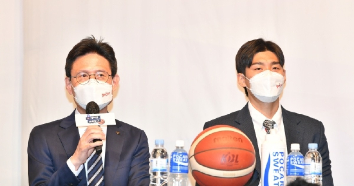 KBL 컵대회 챔피언 kt, 허훈 공백에도 5개 구단이 꼽은 새 시즌 우승후보 [MK청담]