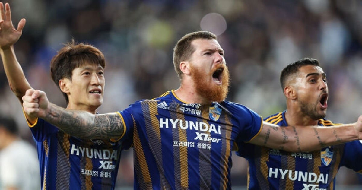 멀티골로 울산 우승 문턱까지 이끈 마틴 아담, K리그1 35R MVP