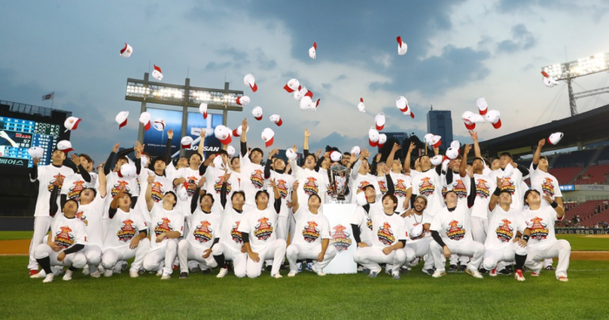 긴장의 끈 놓지 않는다..'KS 직행' SSG, 13일부터 본격 담금질